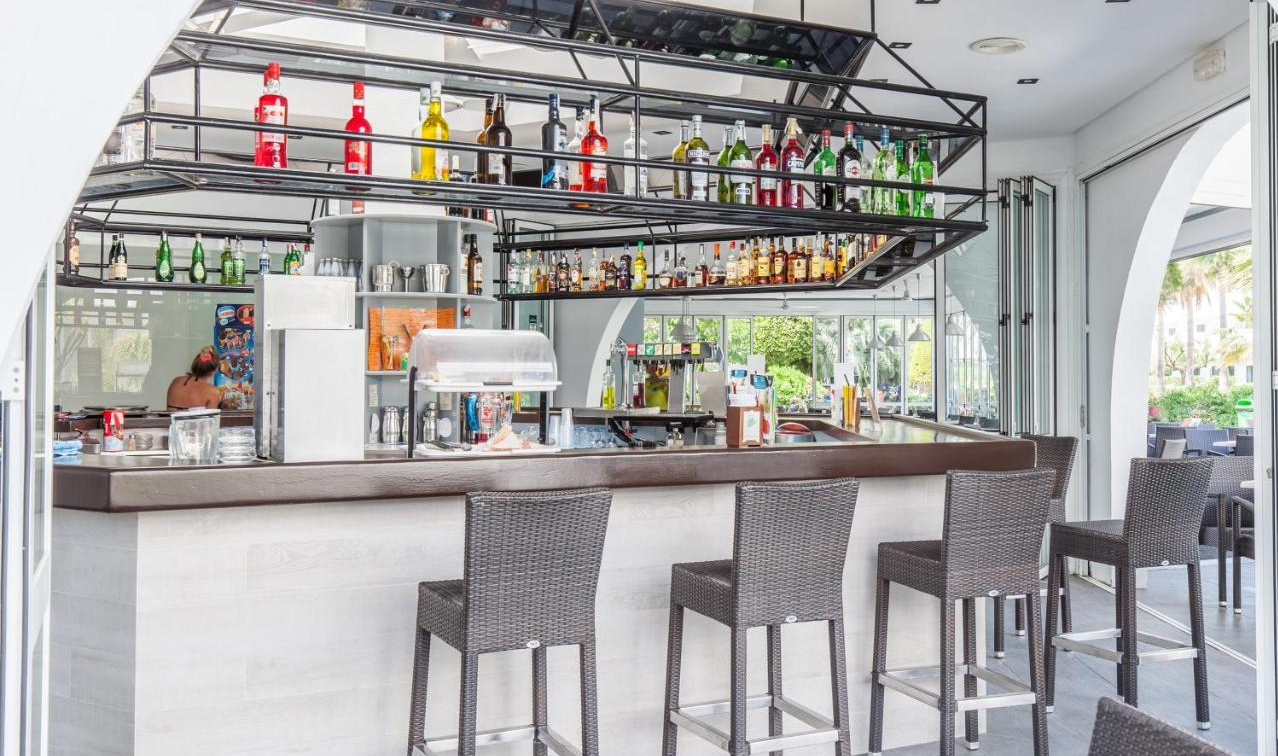 Blue Sea Club Martha's | Bebsy